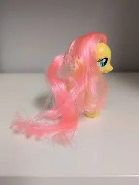 Hasbro | Toys | My Little Pony Fluttershy Droopy Eyes G4 Collectible ...